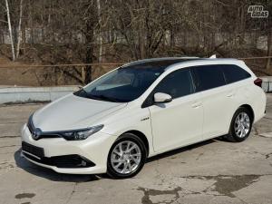 Balts Toyota Auris 2015 Viļņa, ar dzinēja tilpumu 1.80 L un nobraukumu 292 tūkst. km par 9000 €, foto 13 vietnē AUTOMOTO.COM.LV