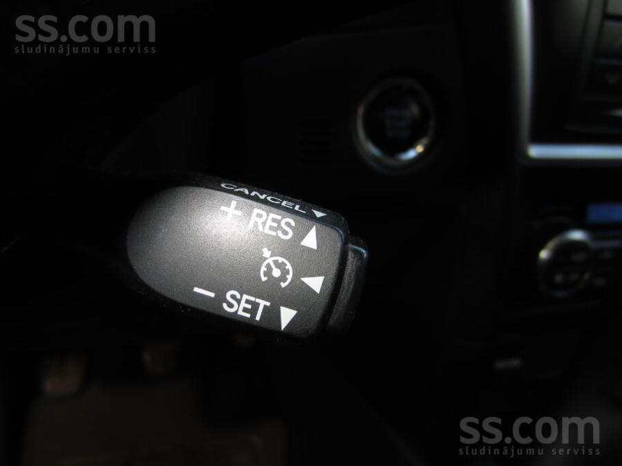 Balts Toyota Auris 2015 Rīga, ar dzinēja tilpumu 2.00 L un nobraukumu 213 tūkst. km par 5400 €, foto 9 vietnē AUTOMOTO.COM.LV