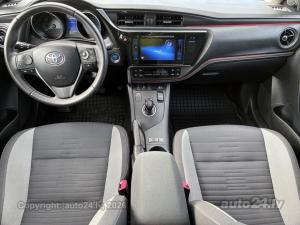 Balts Toyota Auris 2015 Tallina, ar dzinēja tilpumu 1.80 L un nobraukumu 268 tūkst. km par 8990 €, foto 8 vietnē AUTOMOTO.COM.LV