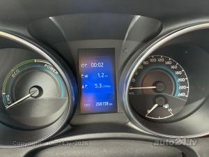 Balts Toyota Auris 2015 Tallina, ar dzinēja tilpumu 1.80 L un nobraukumu 268 tūkst. km par 8990 €, foto 10 vietnē AUTOMOTO.COM.LV