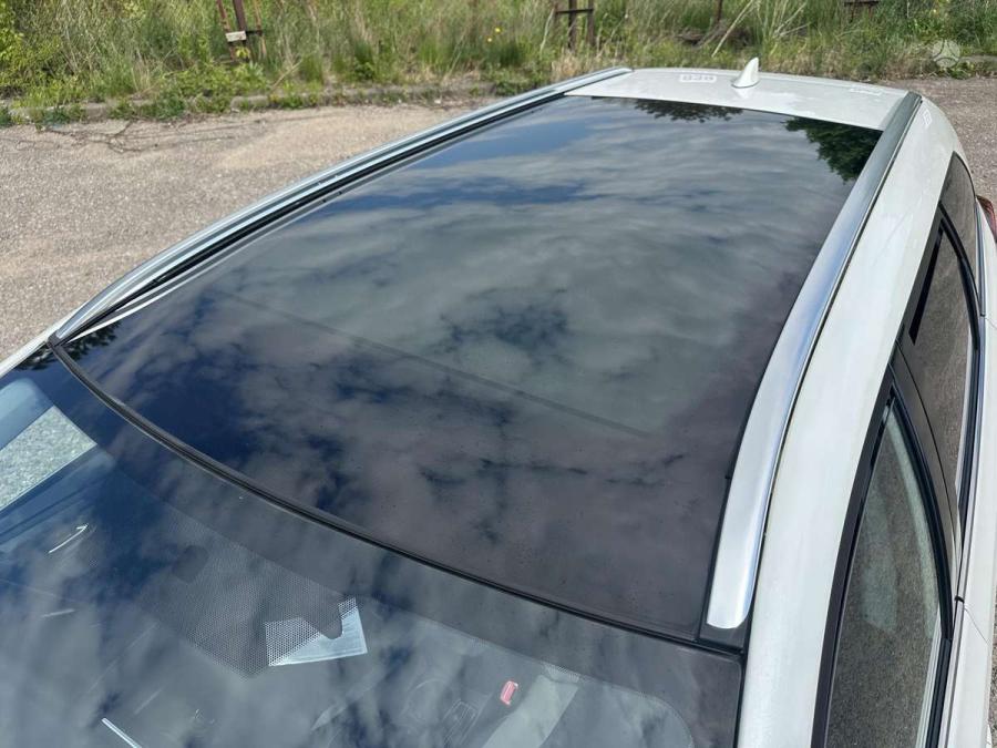 Balts Toyota Auris 2015 Alīta, ar dzinēja tilpumu 1.80 L un nobraukumu 270 tūkst. km par 8600 €, foto 7 vietnē AUTOMOTO.COM.LV