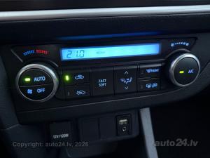 Balts Toyota Auris 2015 Tallina, ar dzinēja tilpumu 2.00 L un nobraukumu 267 tūkst. km par 3990 €, foto 18 vietnē AUTOMOTO.COM.LV