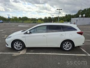 Balts Toyota Auris 2015 Rīga, ar dzinēja tilpumu 1.80 L un nobraukumu 276 tūkst. km par 7100 €, foto 3 vietnē AUTOMOTO.COM.LV