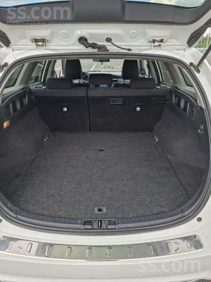 Balts Toyota Auris 2015 Rīga, ar dzinēja tilpumu 1.80 L un nobraukumu 276 tūkst. km par 7100 €, foto 10 vietnē AUTOMOTO.COM.LV