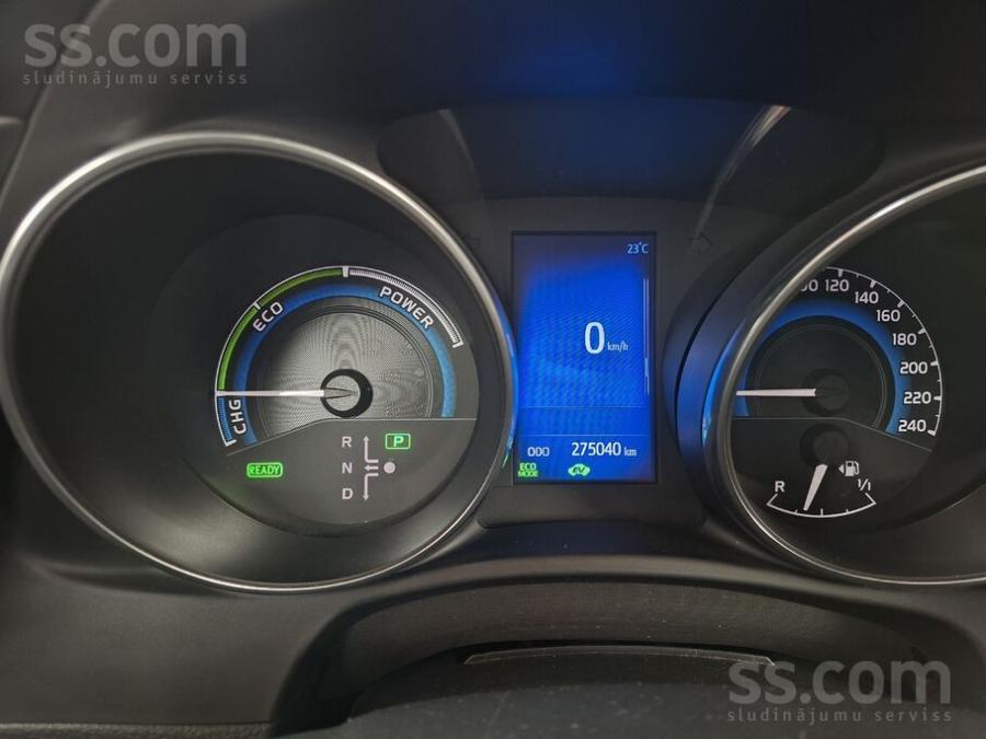 Balts Toyota Auris 2015 Rīga, ar dzinēja tilpumu 1.80 L un nobraukumu 276 tūkst. km par 7100 €, foto 12 vietnē AUTOMOTO.COM.LV