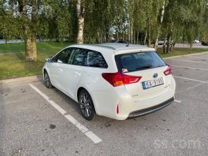 Balts Toyota Auris 2015 Rīga, ar dzinēja tilpumu 1.80 L un nobraukumu 98 tūkst. km par 8990 €, foto 13 vietnē AUTOMOTO.COM.LV