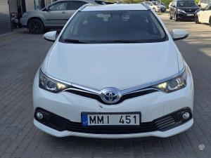 Balts Toyota Auris 2015 Viļņa, ar dzinēja tilpumu 1.80 L un nobraukumu 488 tūkst. km par 6900 €, foto 8 vietnē AUTOMOTO.COM.LV