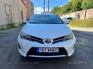 Balts Toyota Auris 2015 Tallina, ar dzinēja tilpumu 1.80 L un nobraukumu 415 tūkst. km par 5999 €, foto 7 vietnē AUTOMOTO.COM.LV