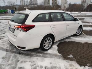 Balts Toyota Auris 2016 Viļņa, ar dzinēja tilpumu 1.80 L un nobraukumu 178 tūkst. km par 8650 €, foto 5 vietnē AUTOMOTO.COM.LV