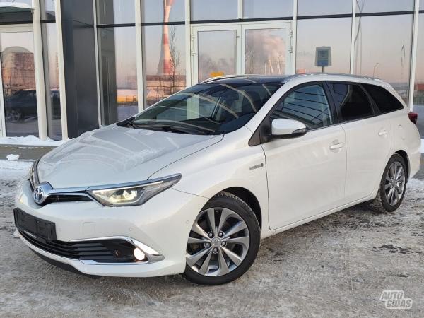 Balts Toyota Auris 2016 Viļņa, ar dzinēja tilpumu 1.80 L un nobraukumu 173 tūkst. km par 11750 €, foto 1 vietnē AUTOMOTO.COM.LV