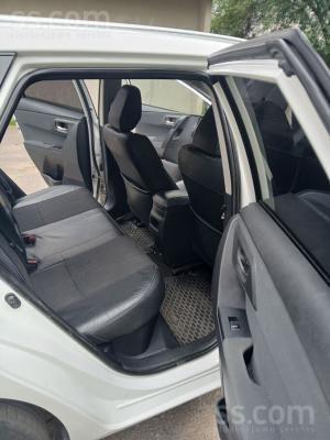 Balts Toyota Auris 2016 Rīga, ar dzinēja tilpumu 1.80 L un nobraukumu 350 tūkst. km par 7500 €, foto 6 vietnē AUTOMOTO.COM.LV