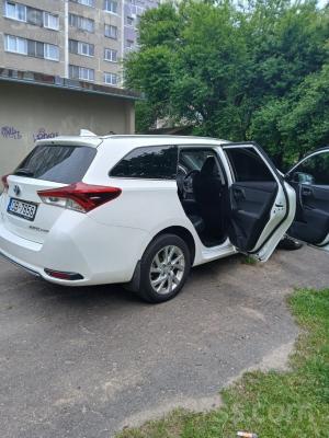 Balts Toyota Auris 2016 Rīga, ar dzinēja tilpumu 1.80 L un nobraukumu 350 tūkst. km par 7500 €, foto 7 vietnē AUTOMOTO.COM.LV