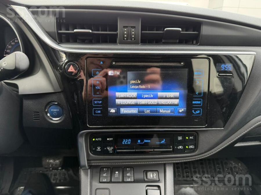 Balts Toyota Auris 2016 Rīga, ar dzinēja tilpumu 1.80 L un nobraukumu 119 tūkst. km par 10500 €, foto 12 vietnē AUTOMOTO.COM.LV