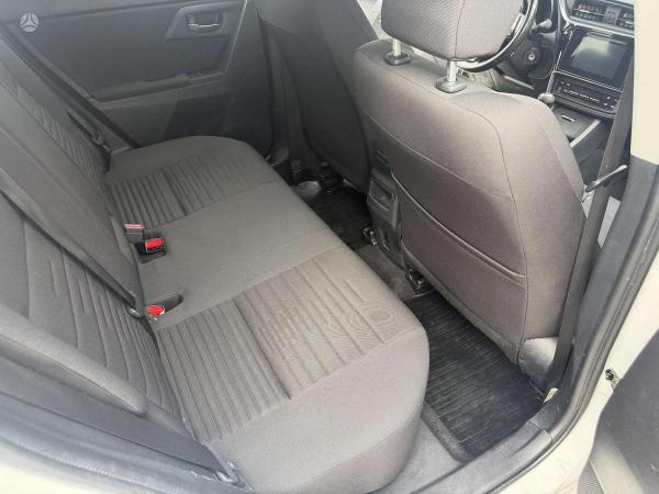 Balts Toyota Auris 2016 Utena, ar dzinēja tilpumu 1.20 L un nobraukumu 260 tūkst. km par 4990 €, foto 10 vietnē AUTOMOTO.COM.LV