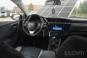 Balts Toyota Auris 2017 Rīga, ar dzinēja tilpumu 1.40 L un nobraukumu 304 tūkst. km par 7690 €, foto 11 vietnē AUTOMOTO.COM.LV