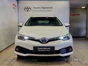 Balts Toyota Auris 2017 Tallina, ar dzinēja tilpumu 1.80 L un nobraukumu 154 tūkst. km par 11990 €, foto 5 vietnē AUTOMOTO.COM.LV