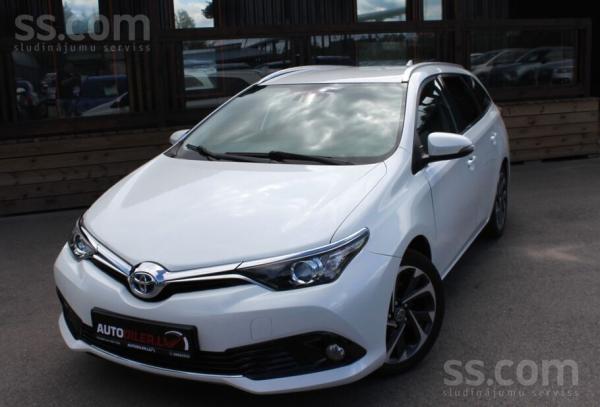 Balts Toyota Auris 2017 Rīga, ar dzinēja tilpumu 1.80 L un nobraukumu 0 tūkst. km par 8890 €, foto 1 vietnē AUTOMOTO.COM.LV