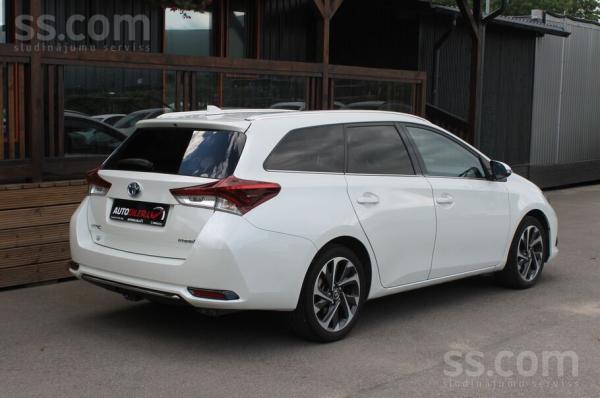 Balts Toyota Auris 2017 Rīga, ar dzinēja tilpumu 1.80 L un nobraukumu 0 tūkst. km par 8890 €, foto 8 vietnē AUTOMOTO.COM.LV