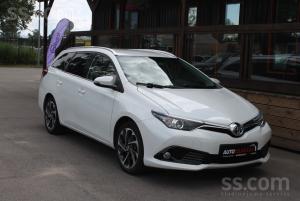 Balts Toyota Auris 2017 Rīga, ar dzinēja tilpumu 1.80 L un nobraukumu 0 tūkst. km par 8890 €, foto 10 vietnē AUTOMOTO.COM.LV