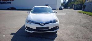 White Toyota Auris 2017 in Utena, with an engine capacity of 1.20 L and mileage of 191 thousand km for 7450 €, photo 9 on AUTOMOTO.COM.LV