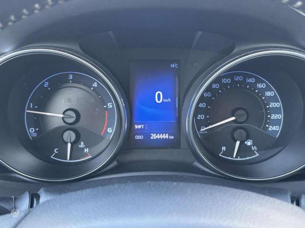 Balts Toyota Auris 2017 Klaipėda, ar dzinēja tilpumu 1.36 L un nobraukumu 264 tūkst. km par 7200 €, foto 7 vietnē AUTOMOTO.COM.LV