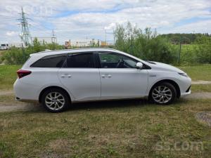 Balts Toyota Auris 2018 Rīga, ar dzinēja tilpumu 1.80 L un nobraukumu 285 tūkst. km par 8500 €, foto 6 vietnē AUTOMOTO.COM.LV