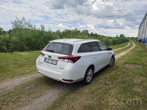 Balts Toyota Auris 2018 Rīga, ar dzinēja tilpumu 1.80 L un nobraukumu 285 tūkst. km par 8500 €, foto 7 vietnē AUTOMOTO.COM.LV