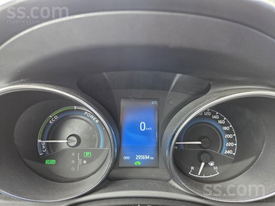 Balts Toyota Auris 2018 Rīga, ar dzinēja tilpumu 1.80 L un nobraukumu 285 tūkst. km par 8500 €, foto 11 vietnē AUTOMOTO.COM.LV