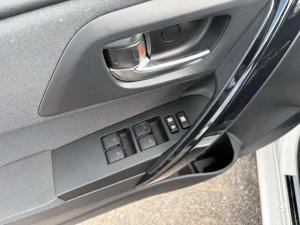 Balts Toyota Auris 2018 Radviliškis, ar dzinēja tilpumu 1.80 L un nobraukumu 214 tūkst. km par 11350 €, foto 14 vietnē AUTOMOTO.COM.LV