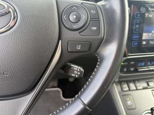 Balts Toyota Auris 2018 Radviliškis, ar dzinēja tilpumu 1.80 L un nobraukumu 214 tūkst. km par 11350 €, foto 16 vietnē AUTOMOTO.COM.LV