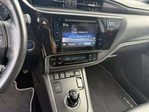 Balts Toyota Auris 2018 Radviliškis, ar dzinēja tilpumu 1.80 L un nobraukumu 214 tūkst. km par 11350 €, foto 18 vietnē AUTOMOTO.COM.LV