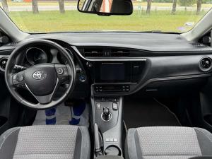 Balts Toyota Auris 2019 Viļņa, ar dzinēja tilpumu 1.80 L un nobraukumu 216 tūkst. km par 10800 €, foto 15 vietnē AUTOMOTO.COM.LV