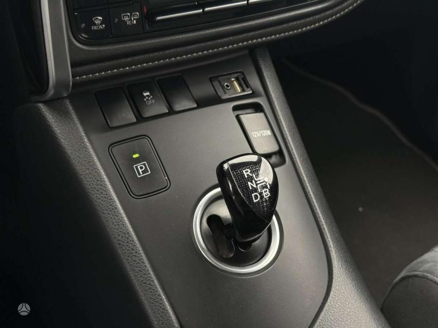 Balts Toyota Auris 2019 Viļņa, ar dzinēja tilpumu 1.80 L un nobraukumu 216 tūkst. km par 10800 €, foto 27 vietnē AUTOMOTO.COM.LV