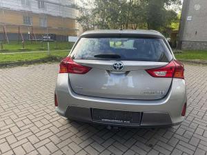 Желтый Тойота Аурис 2014 в Каунас, объемом двигателя 1.80 л и пробегом 264 тыс. км за 7550 €, фото 6 на AUTOMOTO.COM.LV