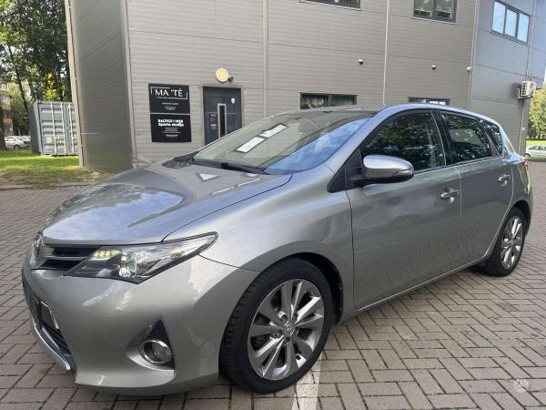 Dzeltens Toyota Auris 2014 Kauņa, ar dzinēja tilpumu 1.80 L un nobraukumu 264 tūkst. km par 7550 €, foto 9 vietnē AUTOMOTO.COM.LV