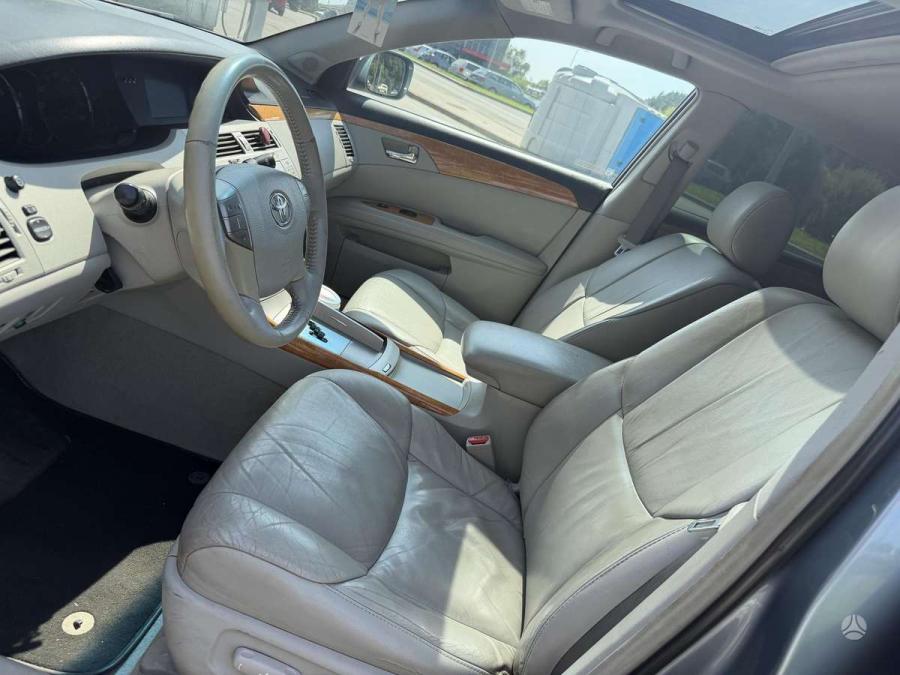 Blue Toyota Avalon 2006 in Vilnius, with an engine capacity of 3.46 L and mileage of 138 thousand km for 2450 €, photo 8 on AUTOMOTO.COM.LV