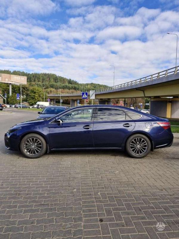 Zils Toyota Avalon 2014 Viļņa, ar dzinēja tilpumu 2.50 L un nobraukumu 1000 tūkst. km par 19000 €, foto 3 vietnē AUTOMOTO.COM.LV