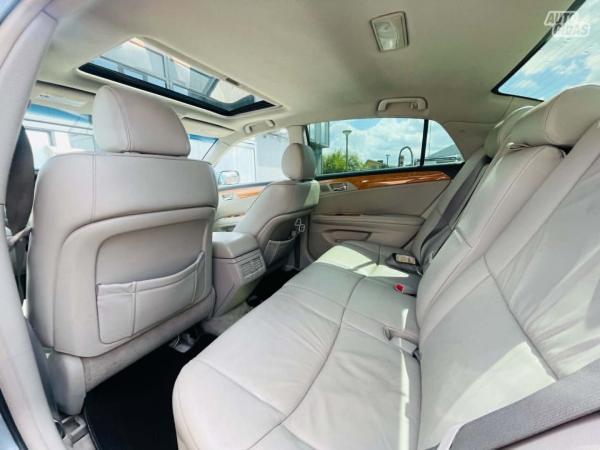 Grey Toyota Avalon 2006 in Vilnius, with an engine capacity of 3.50 L and mileage of 136 thousand km for 4000 €, photo 4 on AUTOMOTO.COM.LV