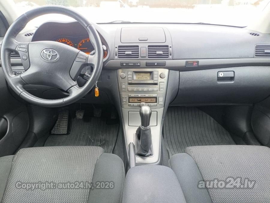Smilšu krāsa Toyota Avensis 2007 Veru, ar dzinēja tilpumu 2.00 L un nobraukumu 0 tūkst. km par 2800 €, foto 6 vietnē AUTOMOTO.COM.LV