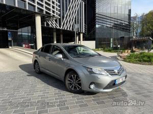 Бежевый Тойота Авенсис 2014 в Таллин, объемом двигателя 1.80 л и пробегом 141 тыс. км за 8600 €, фото  на AUTOMOTO.COM.LV
