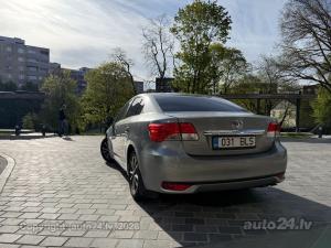 Beige Toyota Avensis 2014 in Tallinn, with an engine capacity of 1.80 L and mileage of 141 thousand km for 8600 €, photo 6 on AUTOMOTO.COM.LV