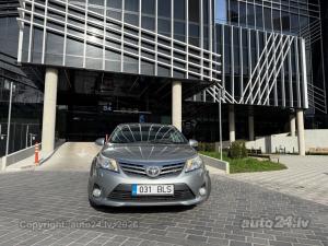 Beige Toyota Avensis 2014 in Tallinn, with an engine capacity of 1.80 L and mileage of 141 thousand km for 8600 €, photo 7 on AUTOMOTO.COM.LV