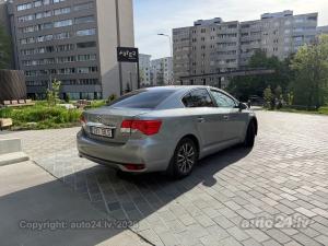 Beige Toyota Avensis 2014 in Tallinn, with an engine capacity of 1.80 L and mileage of 141 thousand km for 8600 €, photo 8 on AUTOMOTO.COM.LV