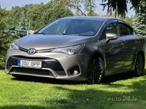 Бежевый Тойота Авенсис 2015 в Таллин, объемом двигателя 2.00 л и пробегом 317 тыс. км за 7490 €, фото  на AUTOMOTO.COM.LV