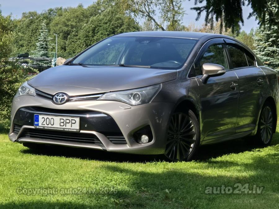 Бежевый Тойота Авенсис 2015 в Таллин, объемом двигателя 2.00 л и пробегом 317 тыс. км за 7490 €, фото 1 на AUTOMOTO.COM.LV