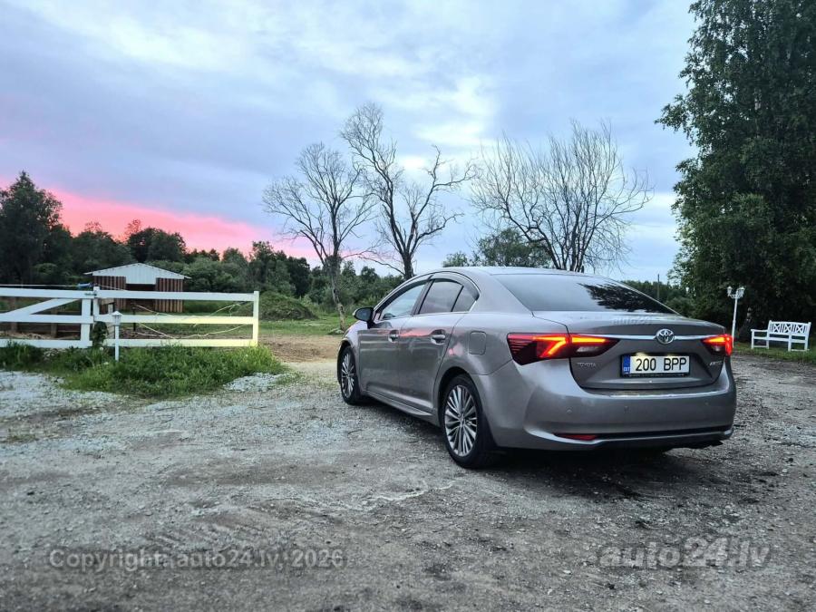 Бежевый Тойота Авенсис 2015 в Таллин, объемом двигателя 2.00 л и пробегом 317 тыс. км за 7490 €, фото 7 на AUTOMOTO.COM.LV