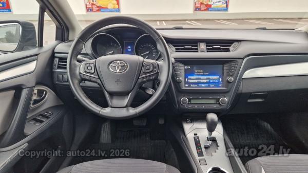 Smilšu krāsa Toyota Avensis 2018 Tallina, ar dzinēja tilpumu 1.80 L un nobraukumu 91 tūkst. km par 13399 €, foto 6 vietnē AUTOMOTO.COM.LV