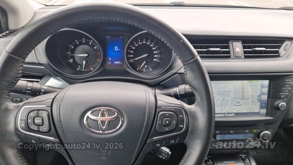 Smilšu krāsa Toyota Avensis 2018 Tallina, ar dzinēja tilpumu 1.80 L un nobraukumu 91 tūkst. km par 13399 €, foto 9 vietnē AUTOMOTO.COM.LV