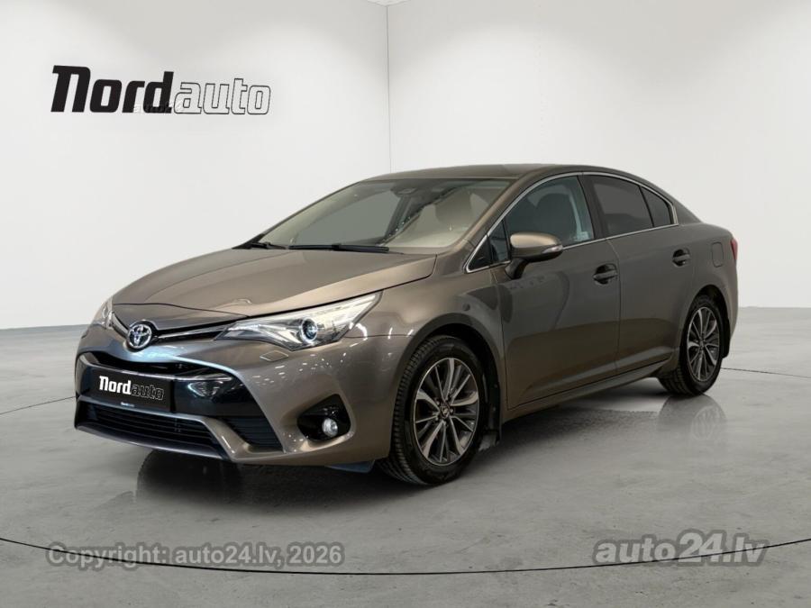 Smilšu krāsa Toyota Avensis 2018 Tallina, ar dzinēja tilpumu 1.80 L un nobraukumu 175 tūkst. km par 12490 €, foto 1 vietnē AUTOMOTO.COM.LV