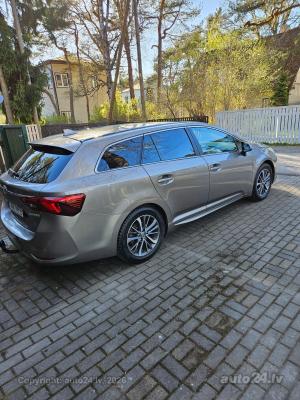 Бежевый Тойота Авенсис 2015 в Таллин, объемом двигателя 1.80 л и пробегом 180 тыс. км за 8500 €, фото 5 на AUTOMOTO.COM.LV